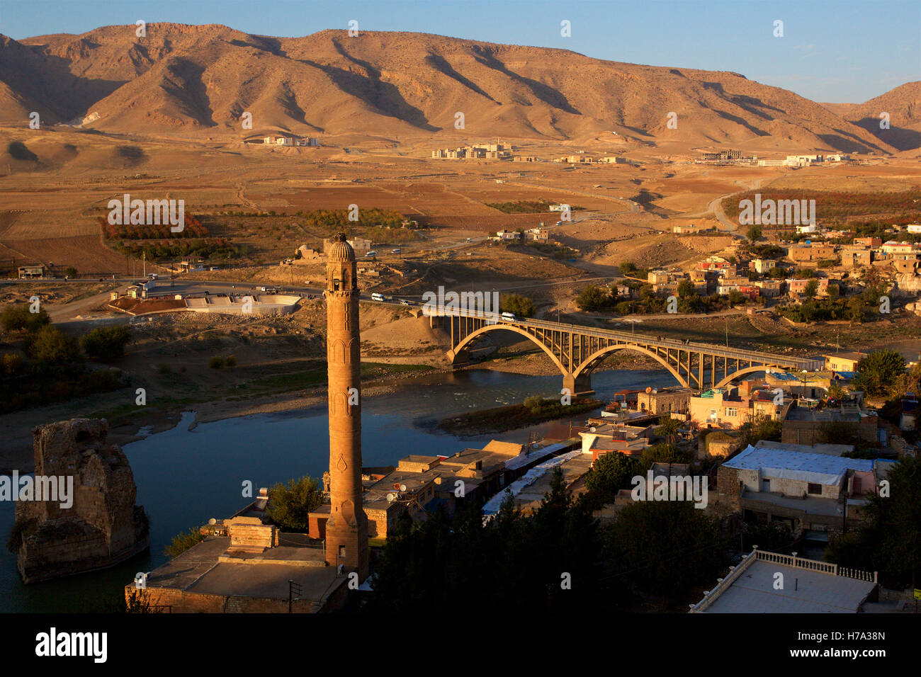 Hasankeyf, war for water in Kurdistan - 12/11/2014 - Turkey / Turkish ...