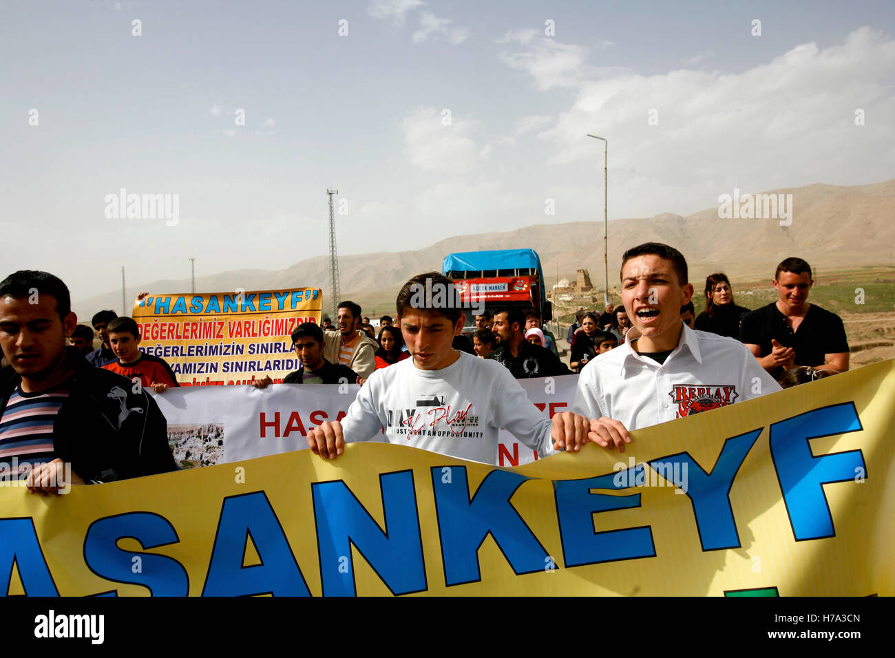 Hasankeyf, war for water in Kurdistan - 19/03/2008 - Turkey / Turkish Kurdistan / Hasankeyf ...