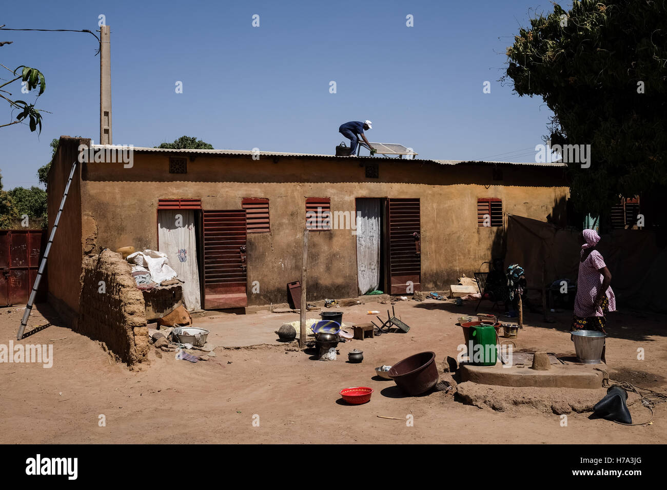 Solar home system in africa hi-res stock photography and images - Alamy