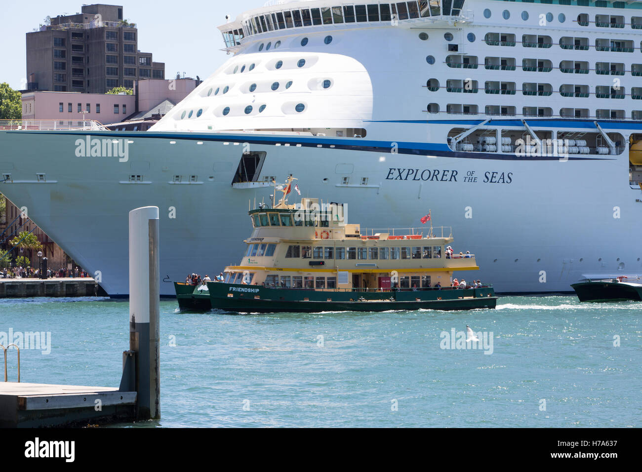 Royal Caribbean ship liner Explorer of the Seas at Sydney overseas ...