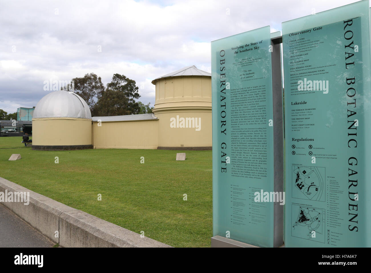 Observatory Gate at the Royal Botanic Gardens in Melbourne Stock Photo ...