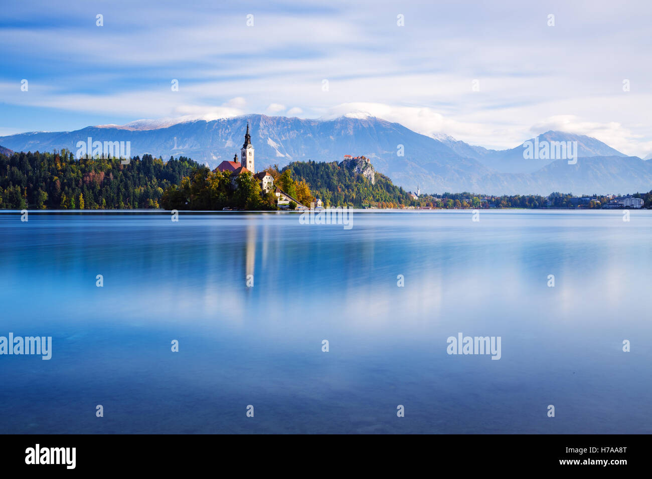 Bled with lake, island and mountains in background, Slovenia, Europe ...