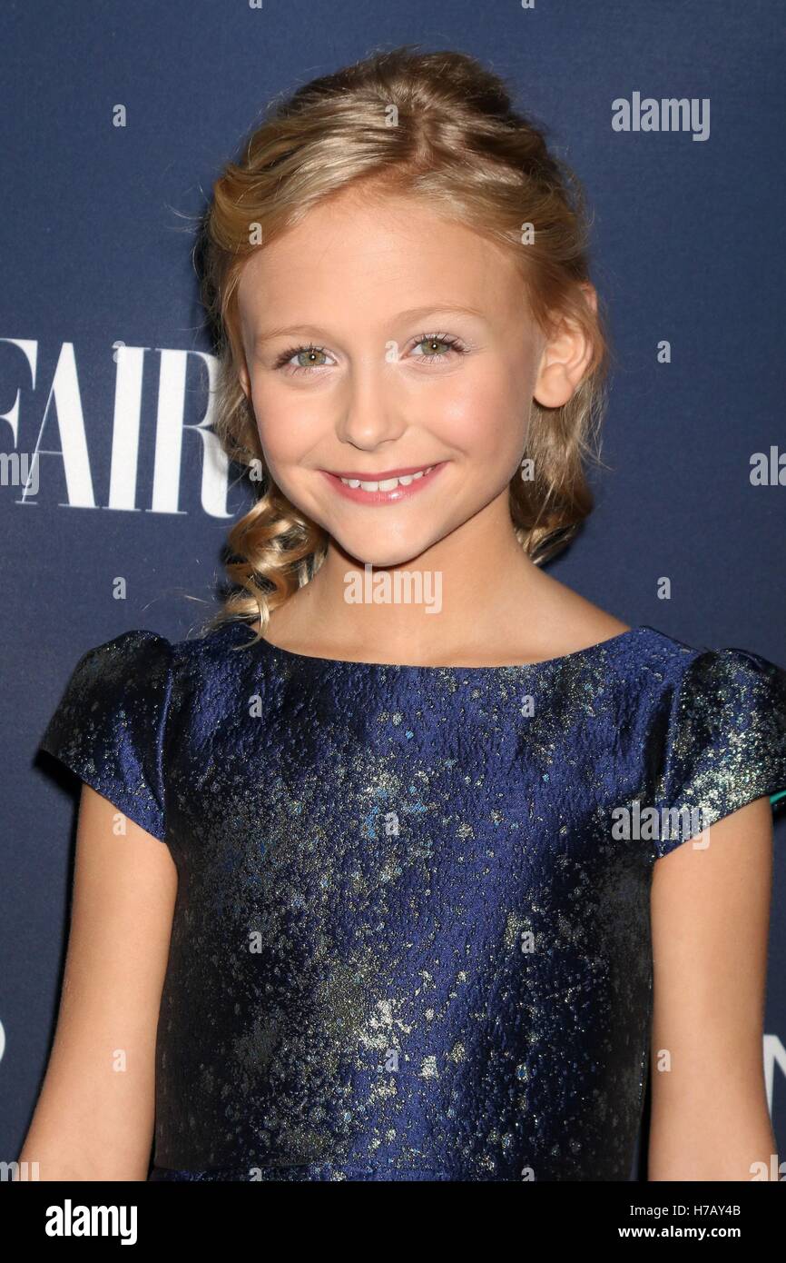 Los Angeles, CA, USA. 2nd Nov, 2016. Alyvia Alyn Lind at arrivals for ...