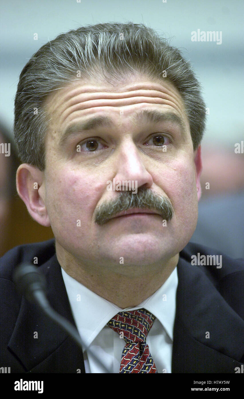 Peter Kadzik, an attorney with Dickstein, Shapiro, Morin & Oshinsky ...