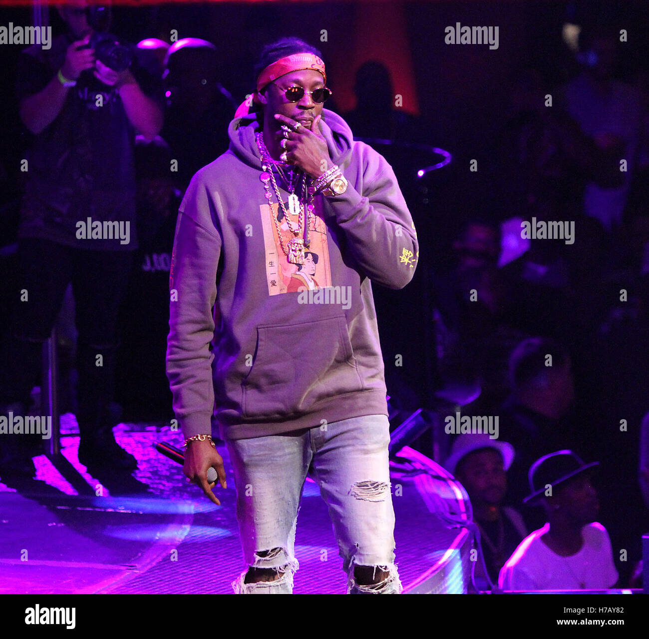 Las Vegas, Nevada, USA. 3rd Nov, 2016. Rapper 2 Chainz makes his DRAI's ...