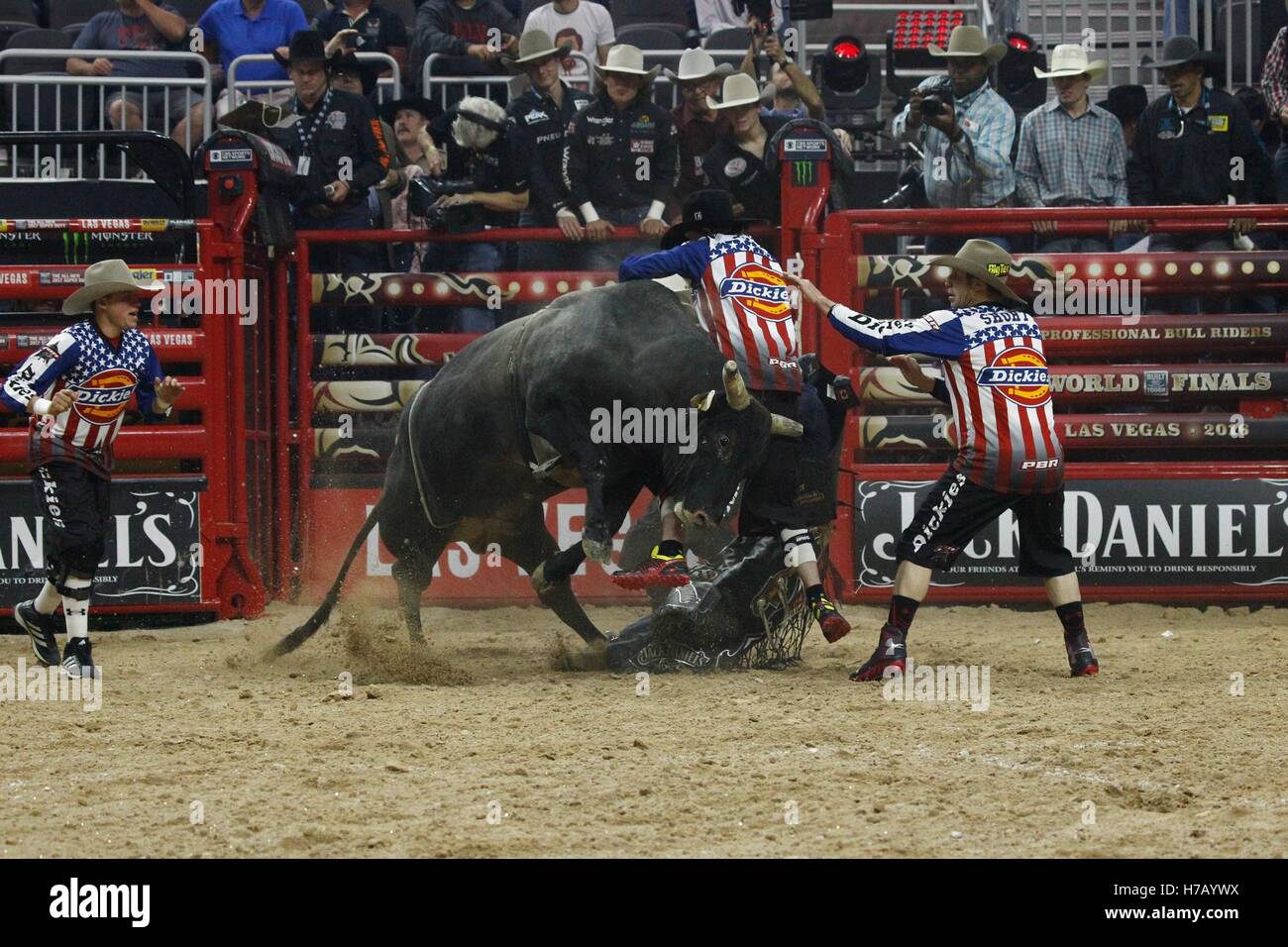 Las Vegas, NV, USA. 2nd Nov, 2016. Aaron Roy riding Locked and Loaded ...