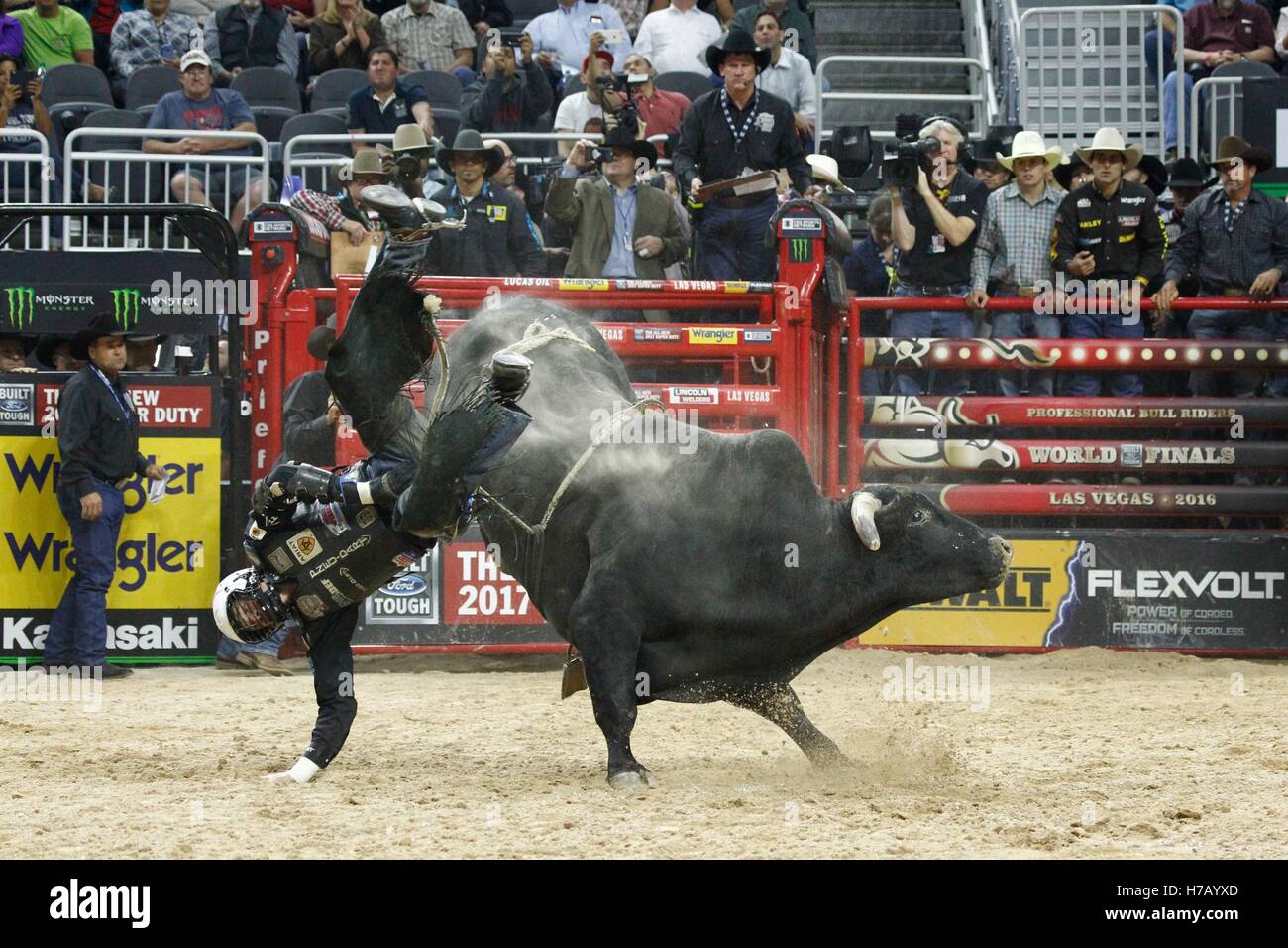 Las Vegas, NV, USA. 2nd Nov, 2016. Nathan Schaper riding bull named ...