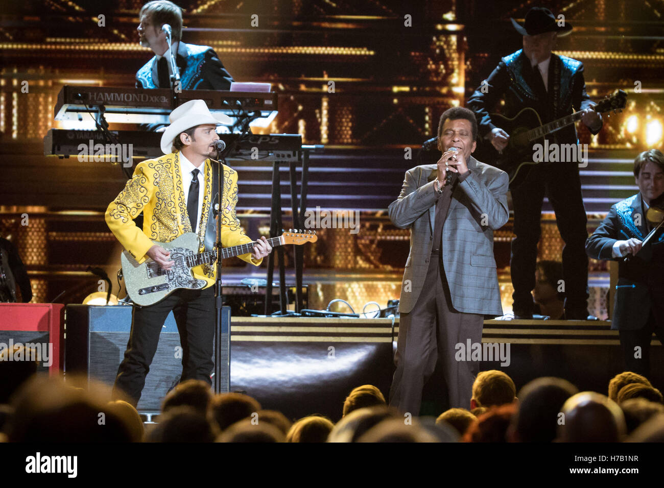 Nashville, Tennessee, USA. 2nd Nov, 2016. Brad Paisley and Charley ...