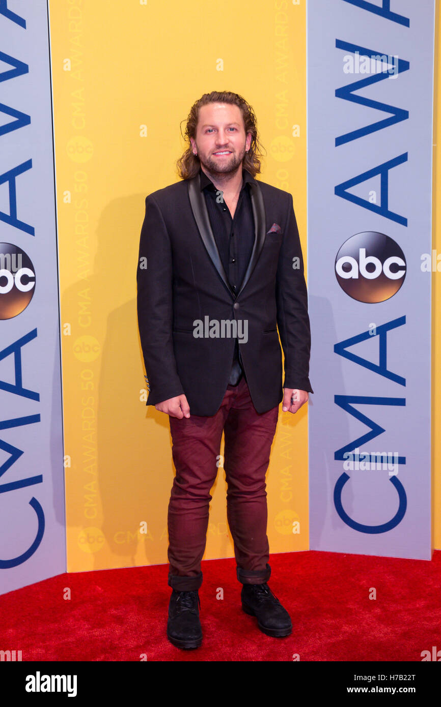 Red scherer hi-res stock photography and images - Alamy