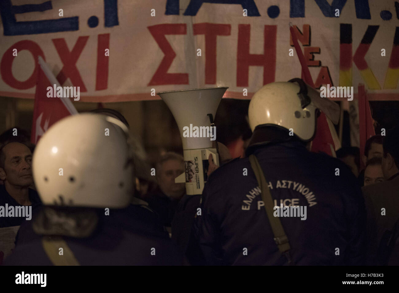 Nafplio, Peloponnese, Greece. 3rd Nov, 2016. Members of the left wing ...