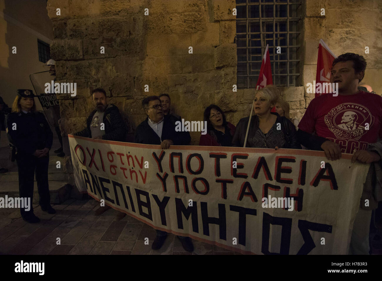 Nafplio, Peloponnese, Greece. 3rd Nov, 2016. Members of the left wing ...