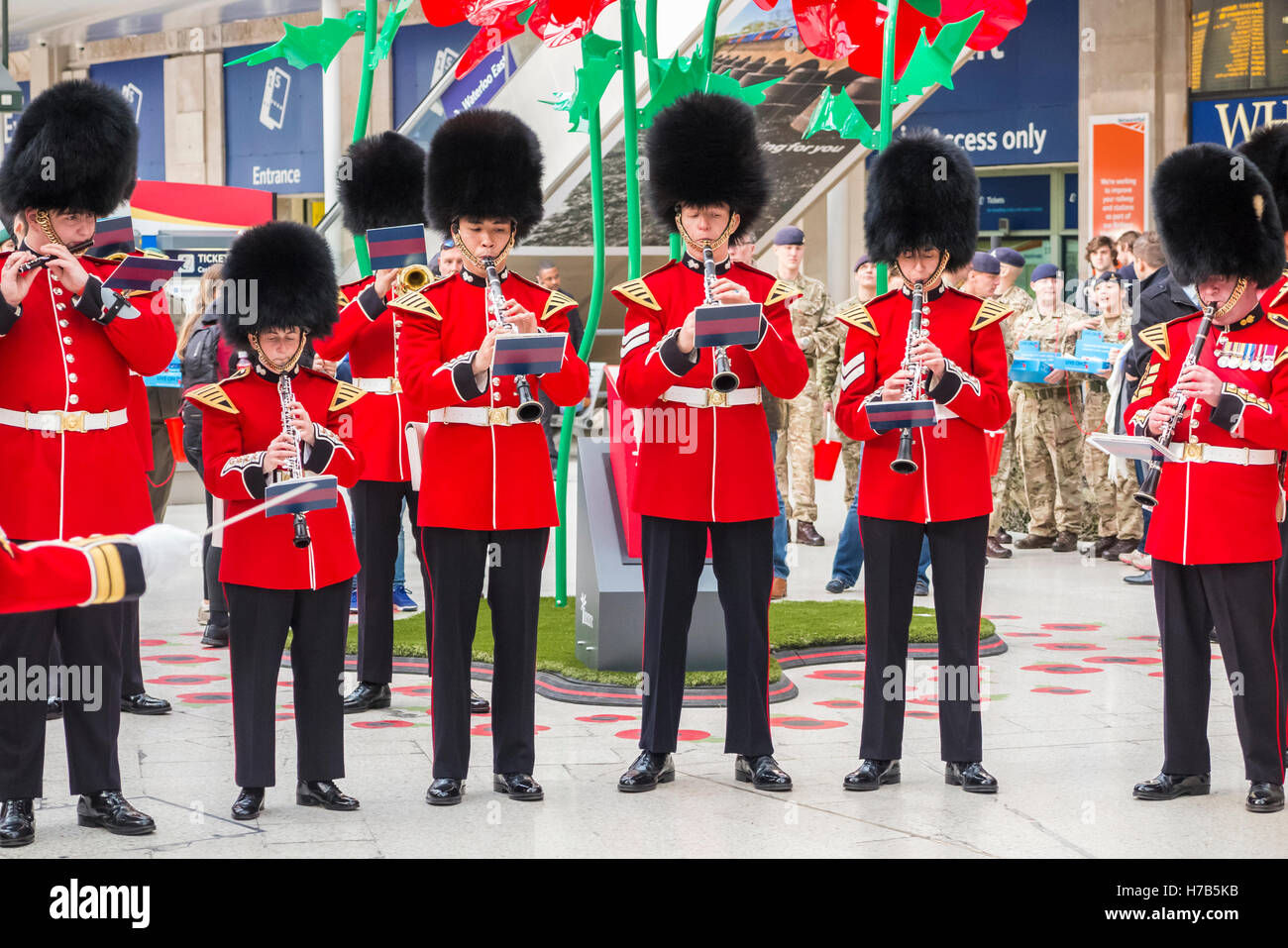 Waterloo Station, London, UK. 3rd November, 2016. The band of the ...