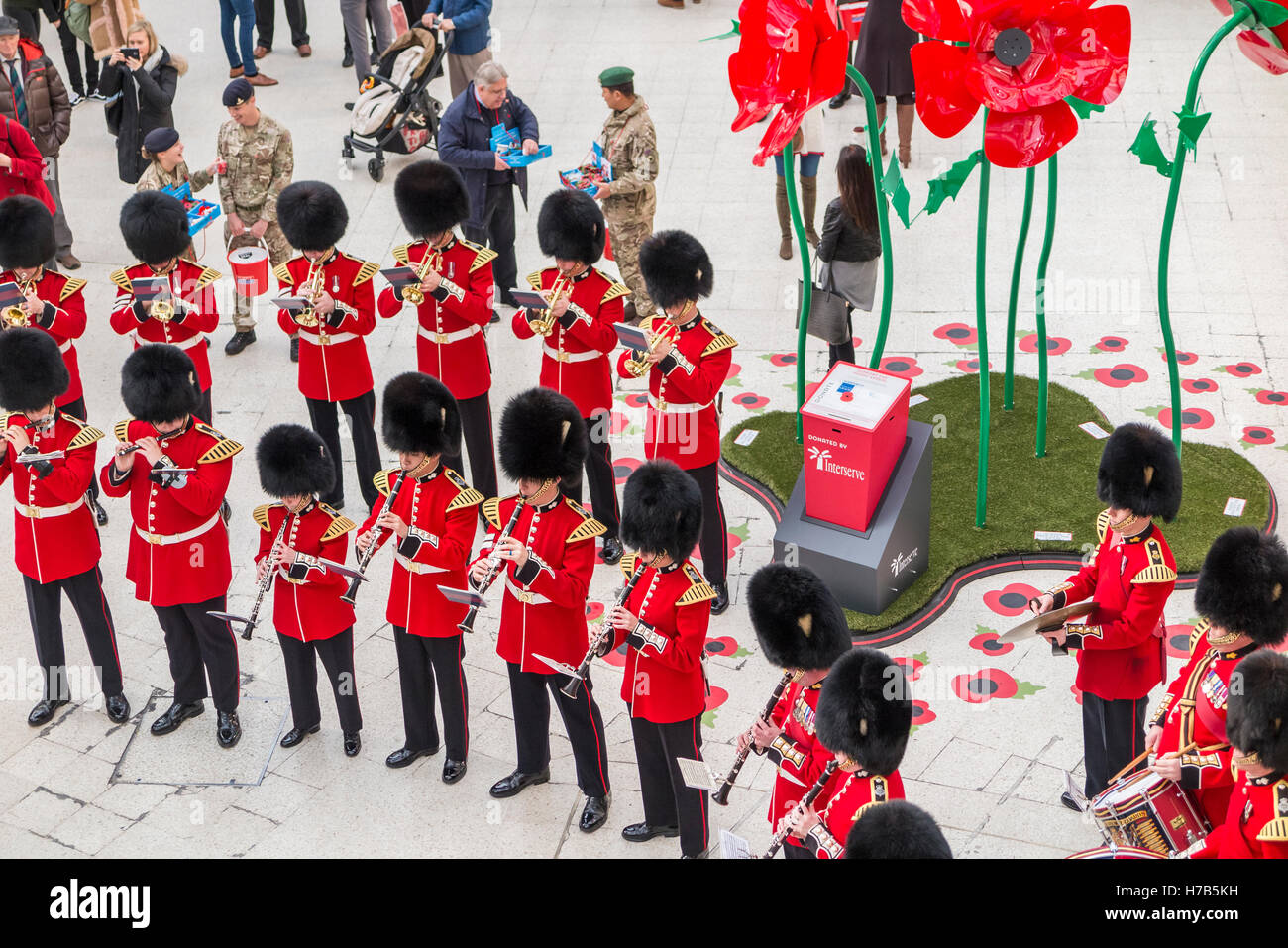 Waterloo Station, London, UK. 3rd November, 2016. The band of the ...