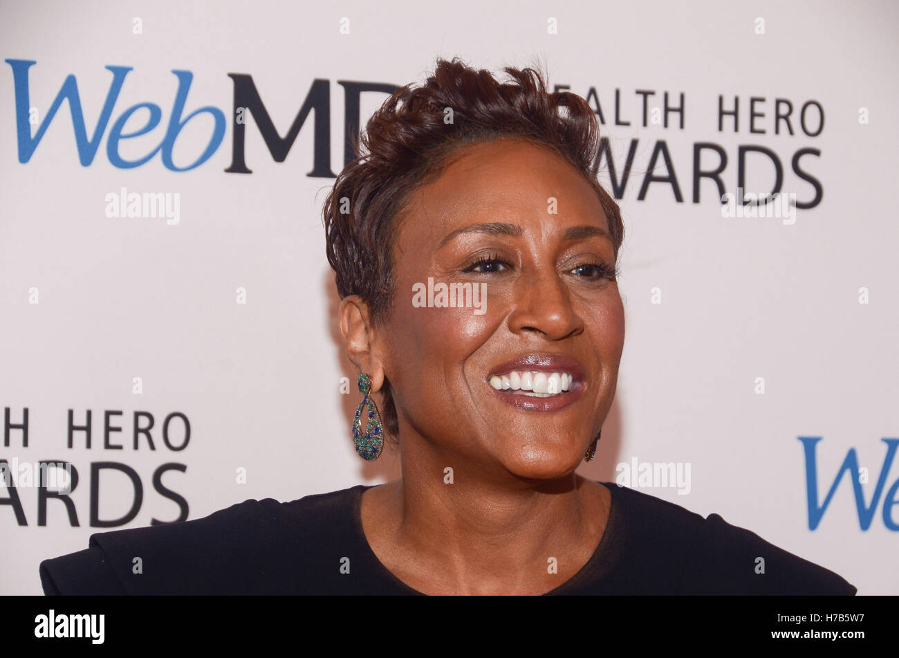 New York, NY, USA. 3rd Nov, 2016. Good Morning America co-anchor, Robin ...