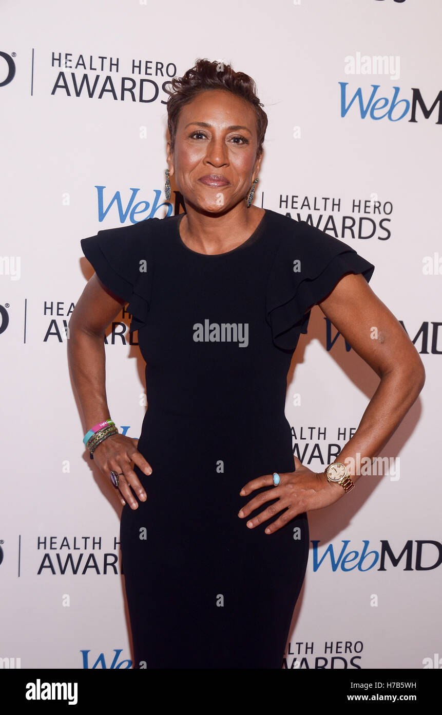 New York, NY, USA. 3rd Nov, 2016. Good Morning America co-anchor, Robin ...