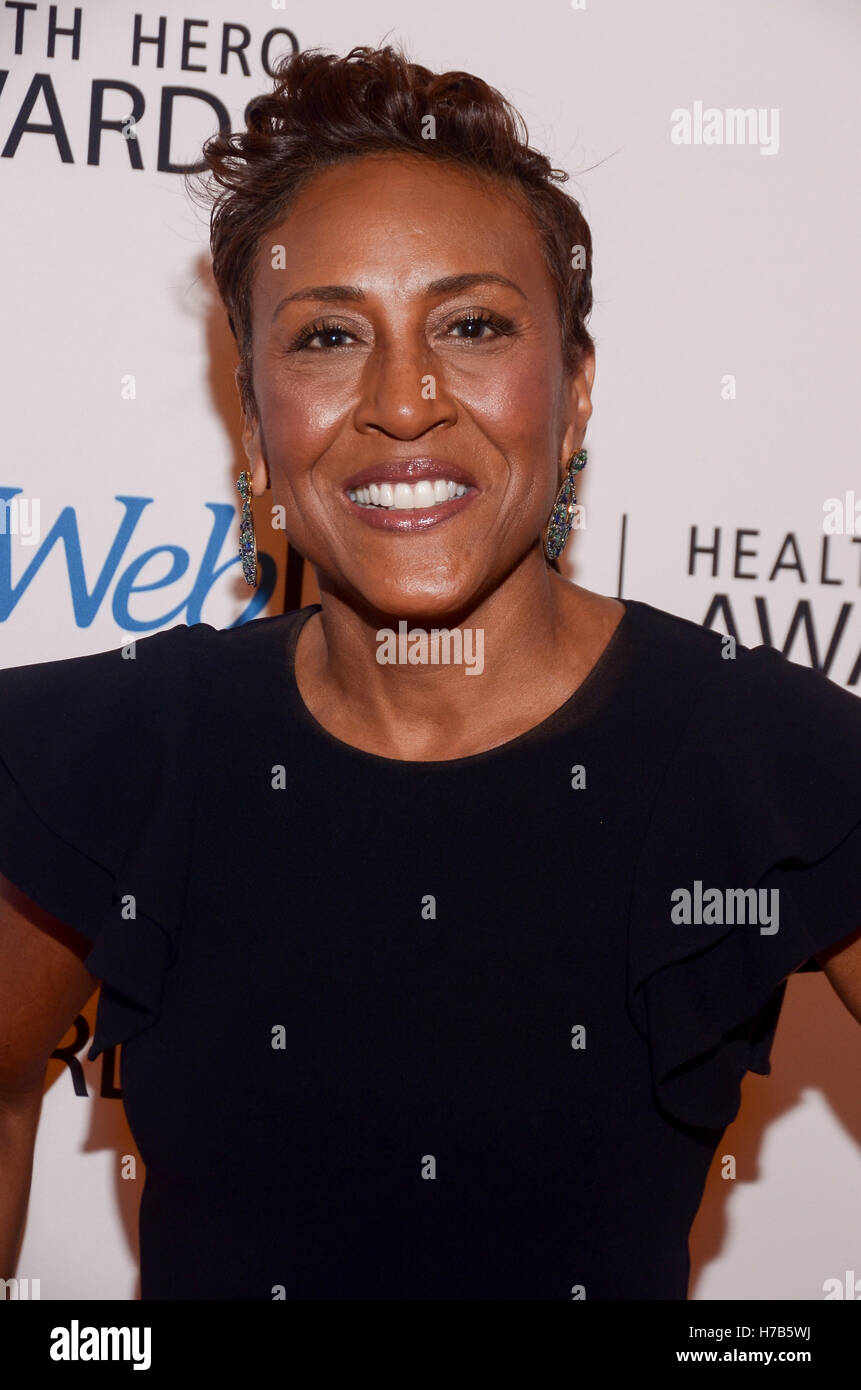 New York, NY, USA. 3rd Nov, 2016. Good Morning America co-anchor, Robin ...