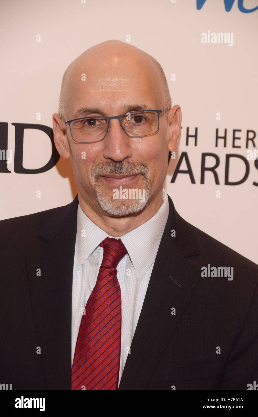 Md and ceo hi-res stock photography and images - Alamy