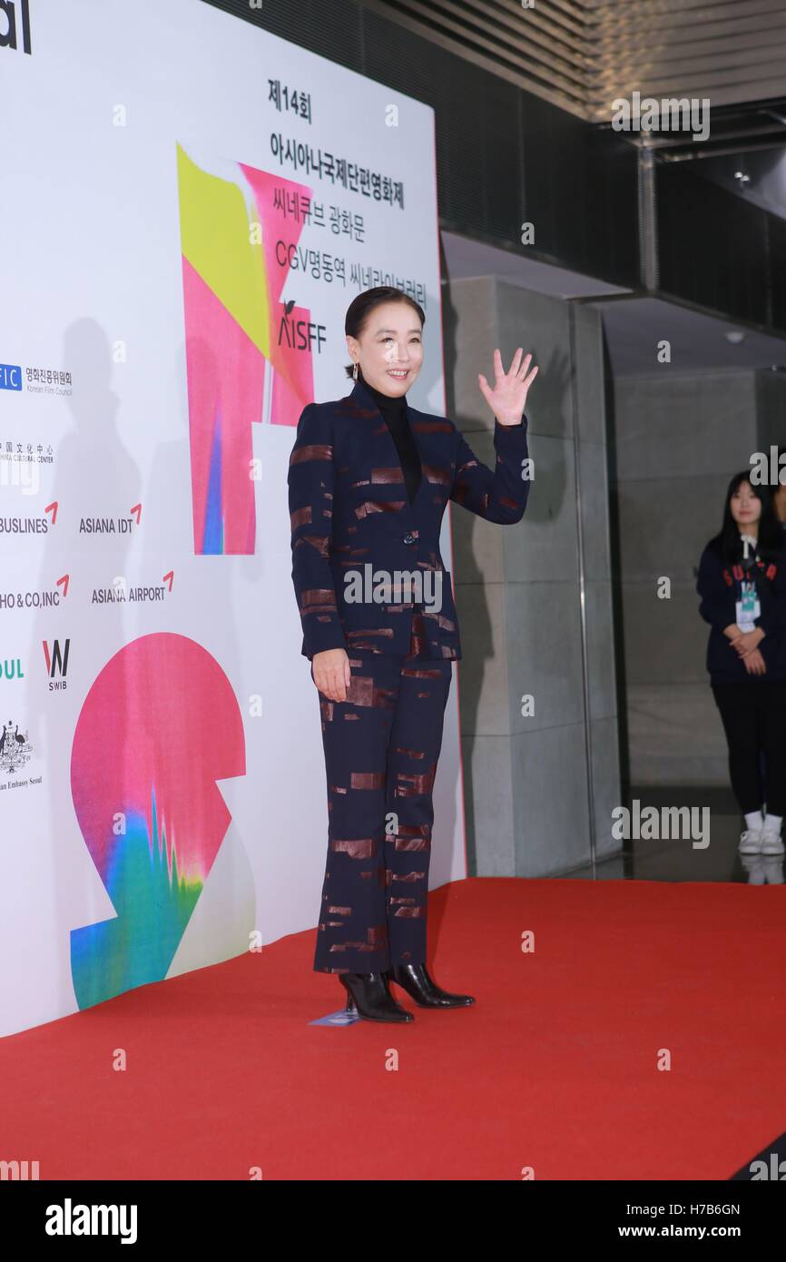 Seoul, Korea. 03rd Nov, 2016. Kim So Hyun, Ye ryeon Cha, Ji tae Yu and ...