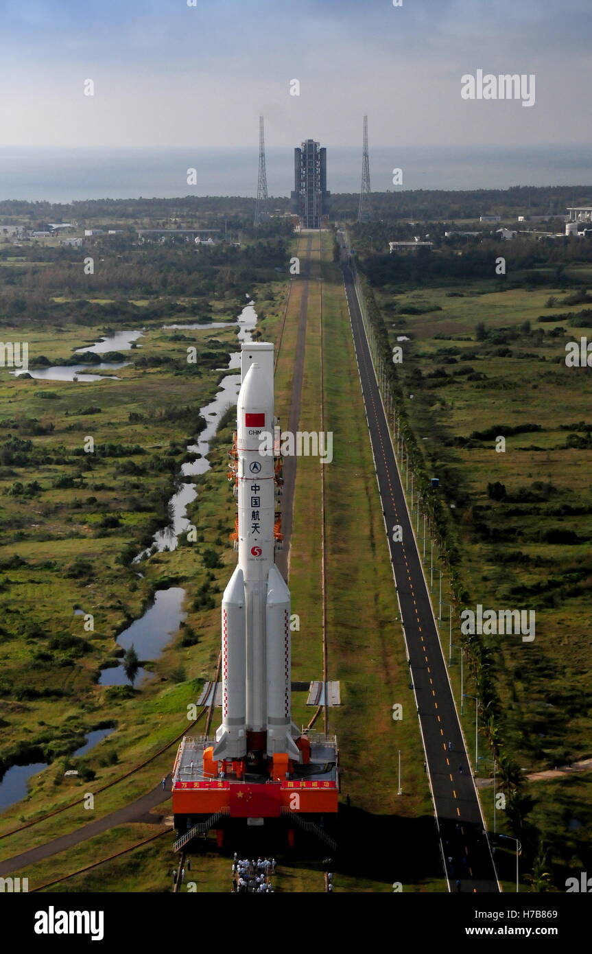 Long march space beijing hi-res stock photography and images - Alamy