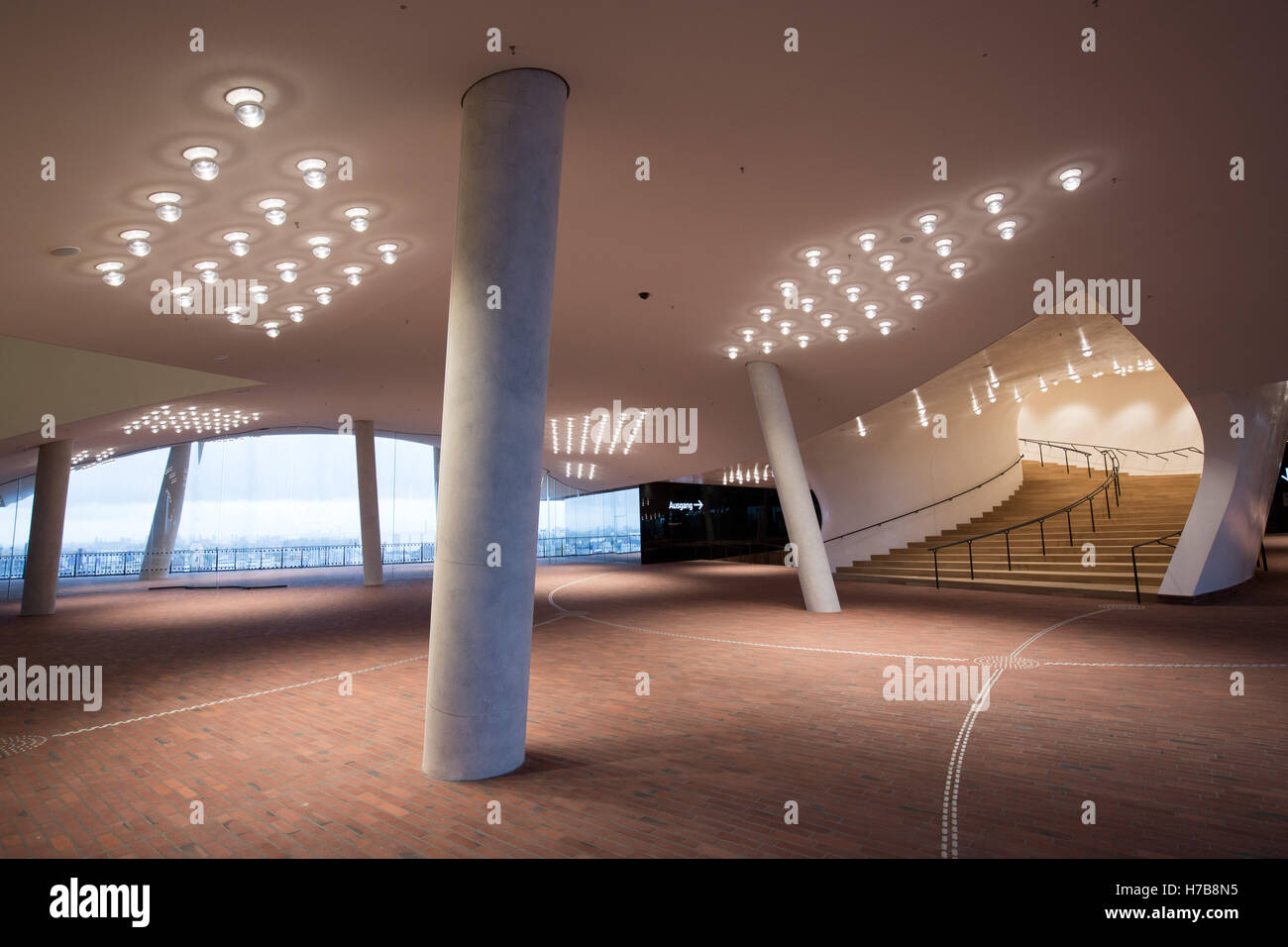 The plaza with the staircase to the Grosser Saal seen during a press ...