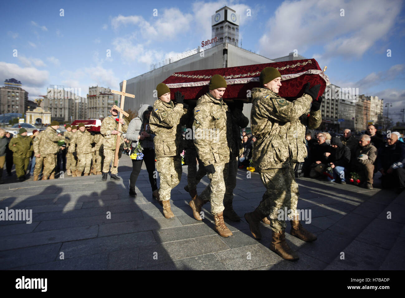 Kiev, Ukraine. 4th Nov, 2016. funeral ceremony for Ukrainian volunteers 'Aydar Battalion ...