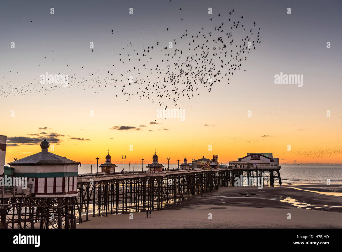Blackpool sunset hi-res stock photography and images - Alamy