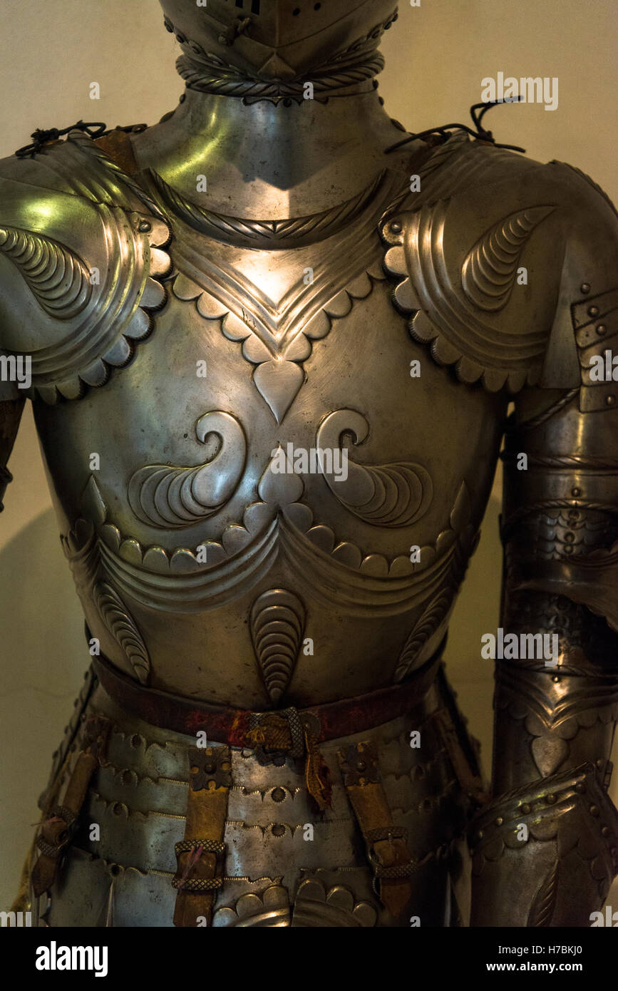 Knight's armour Stock Photo - Alamy