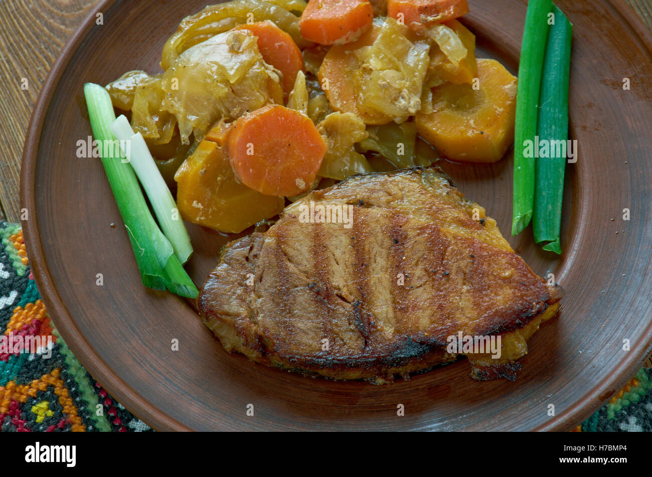 loci pechene Hungarian dish of pork Stock Photo - Alamy