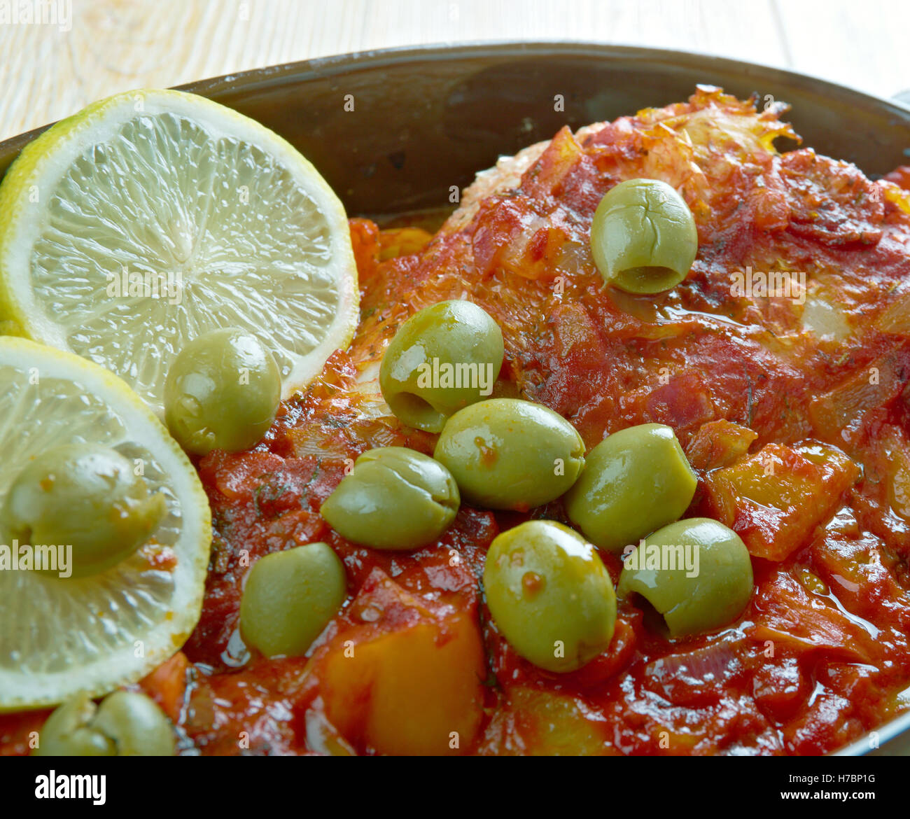Huachinango a la Veracruzana - Veracruz-Style Red Snapper classic fish ...