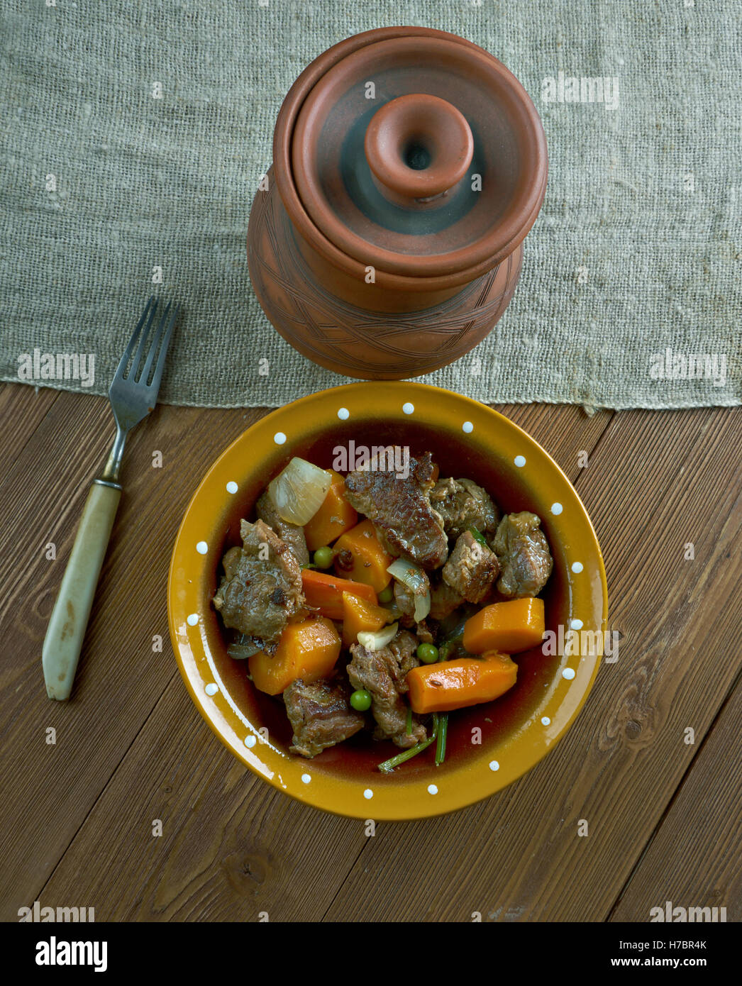 Crock pot Beef Stew.Canadian cuisine Stock Photo - Alamy