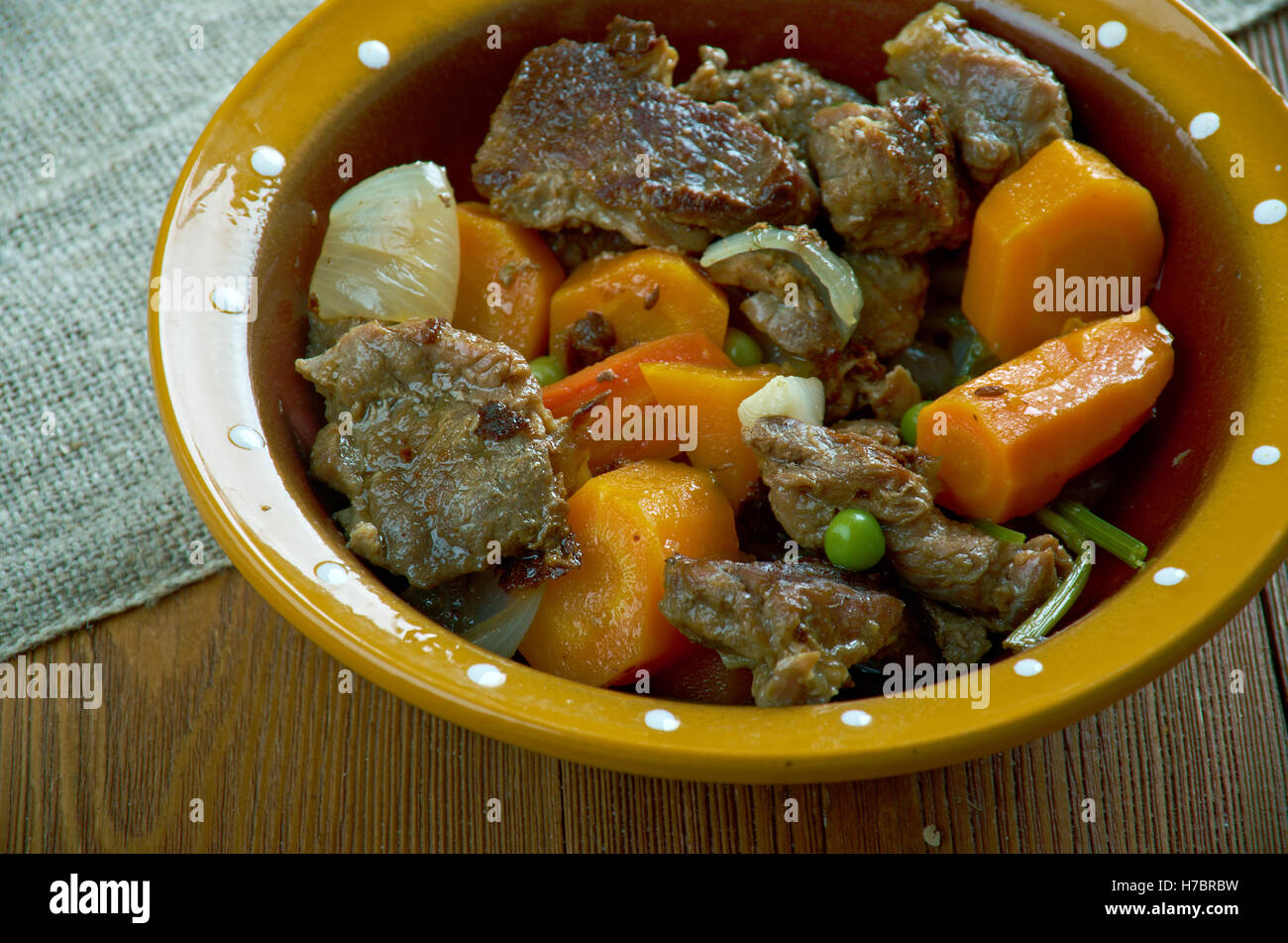 Crock pot Beef Stew.Canadian cuisine Stock Photo - Alamy