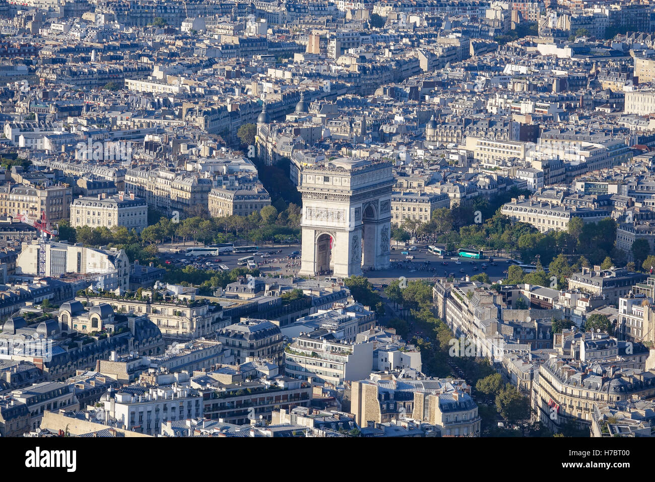 Arc de triomphe aerial hi-res stock photography and images - Alamy