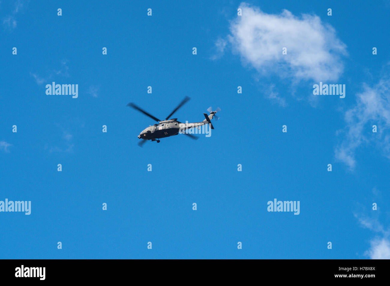 Black hawk helicopter hi-res stock photography and images - Alamy
