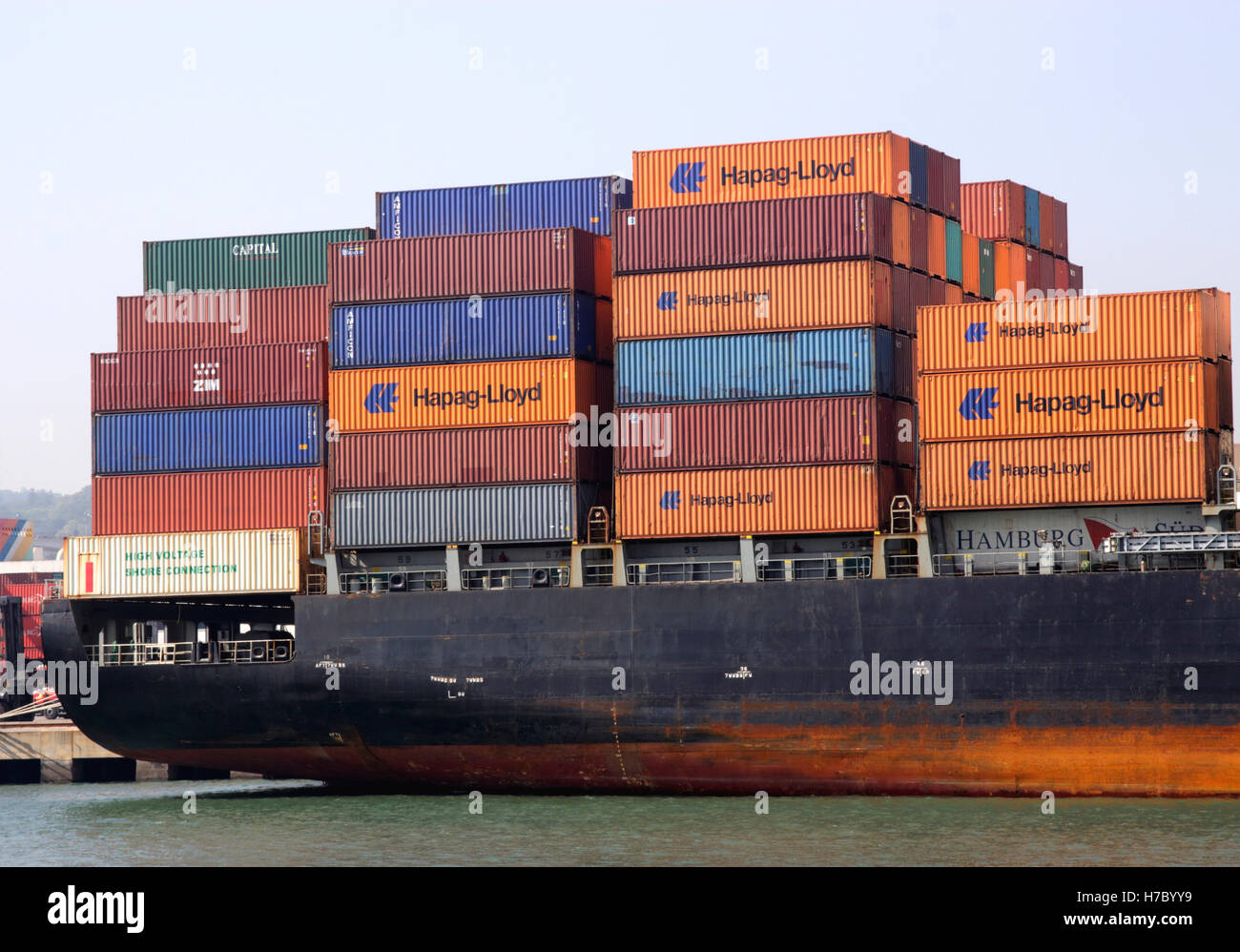 Alcantara docks lisbon hi-res stock photography and images - Alamy