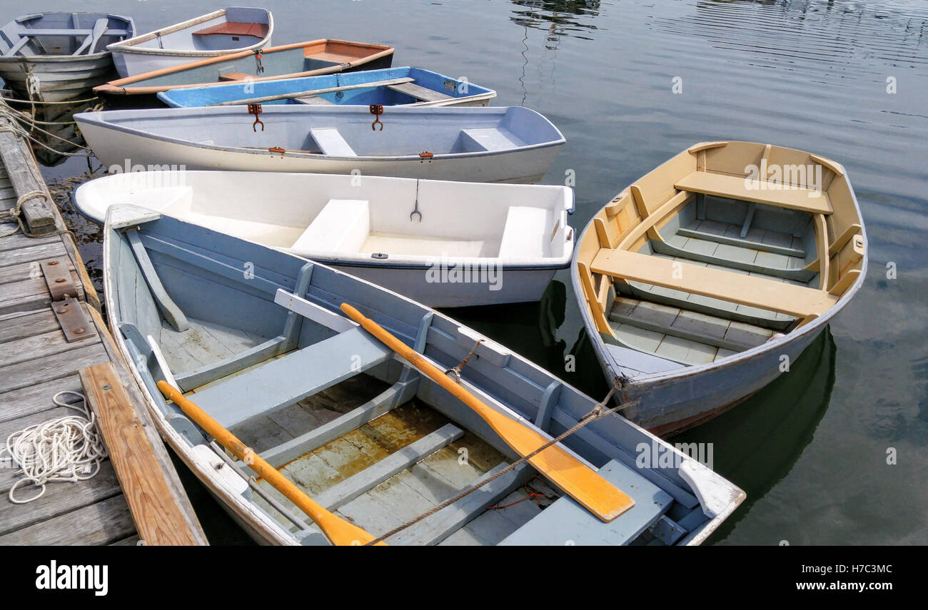 Row small boats docked hi-res stock photography and images - Alamy