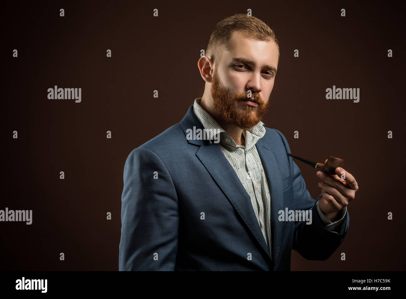 Man holding pipe hi-res stock photography and images - Alamy