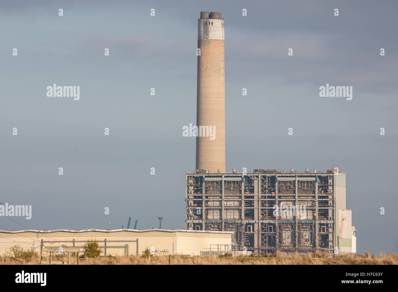 Kingsnorth Power Station in Kent Stock Photo - Alamy