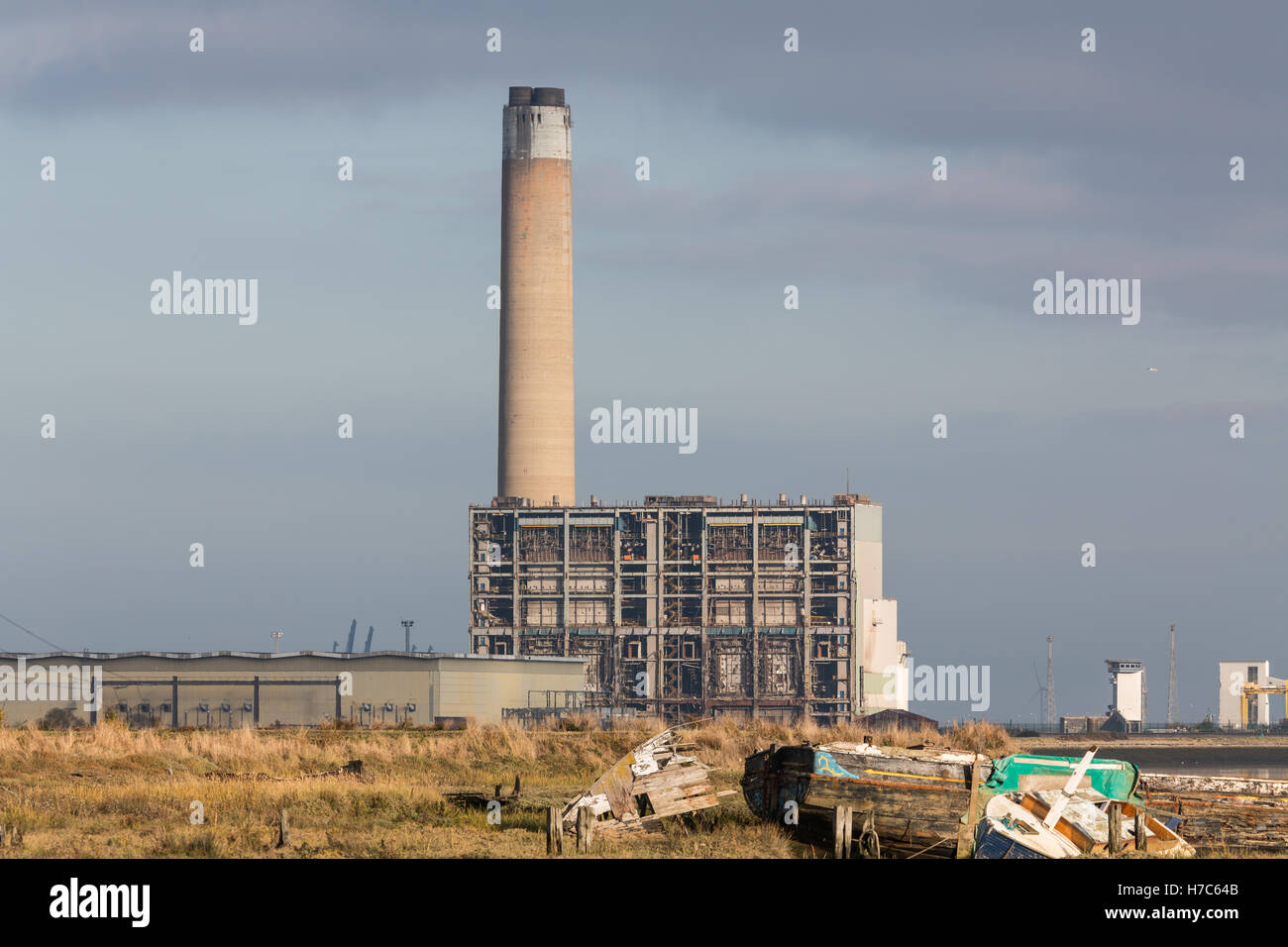 Kingsnorth Power Station in Kent Stock Photo - Alamy
