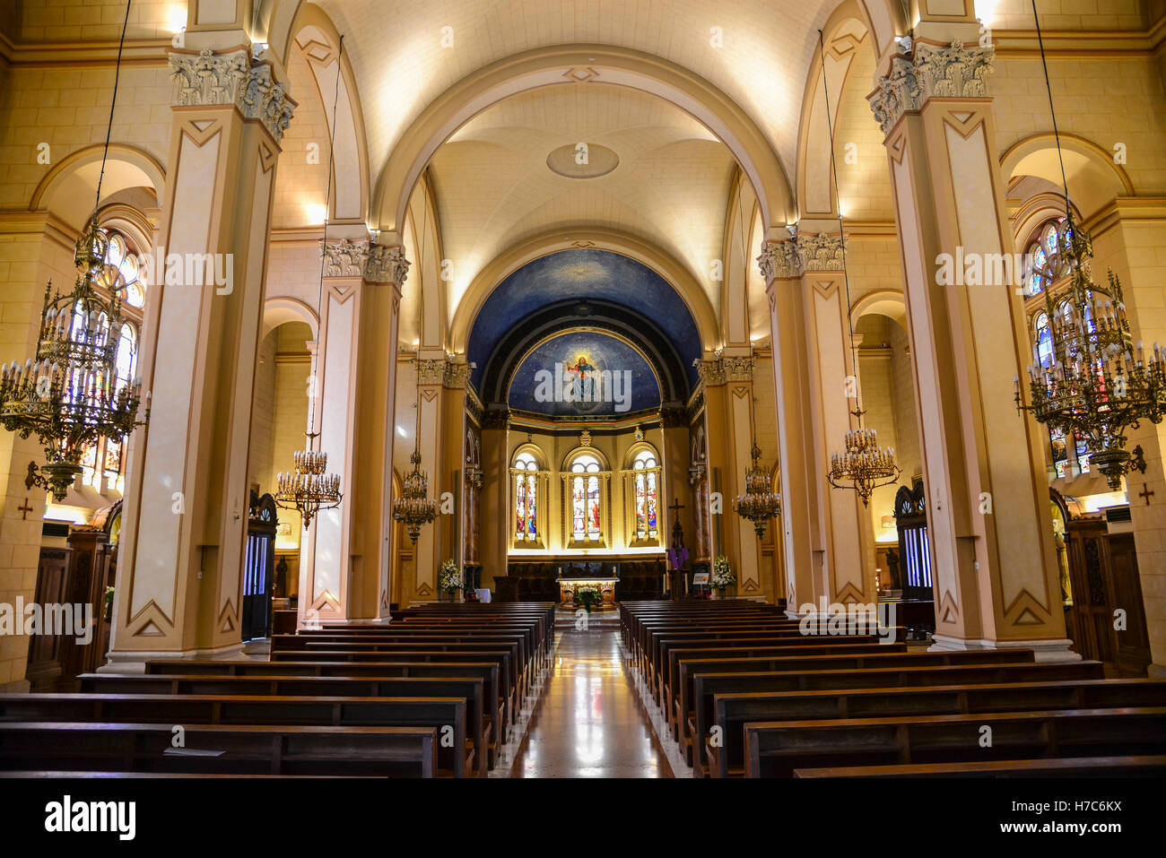Interior of st hi-res stock photography and images - Alamy