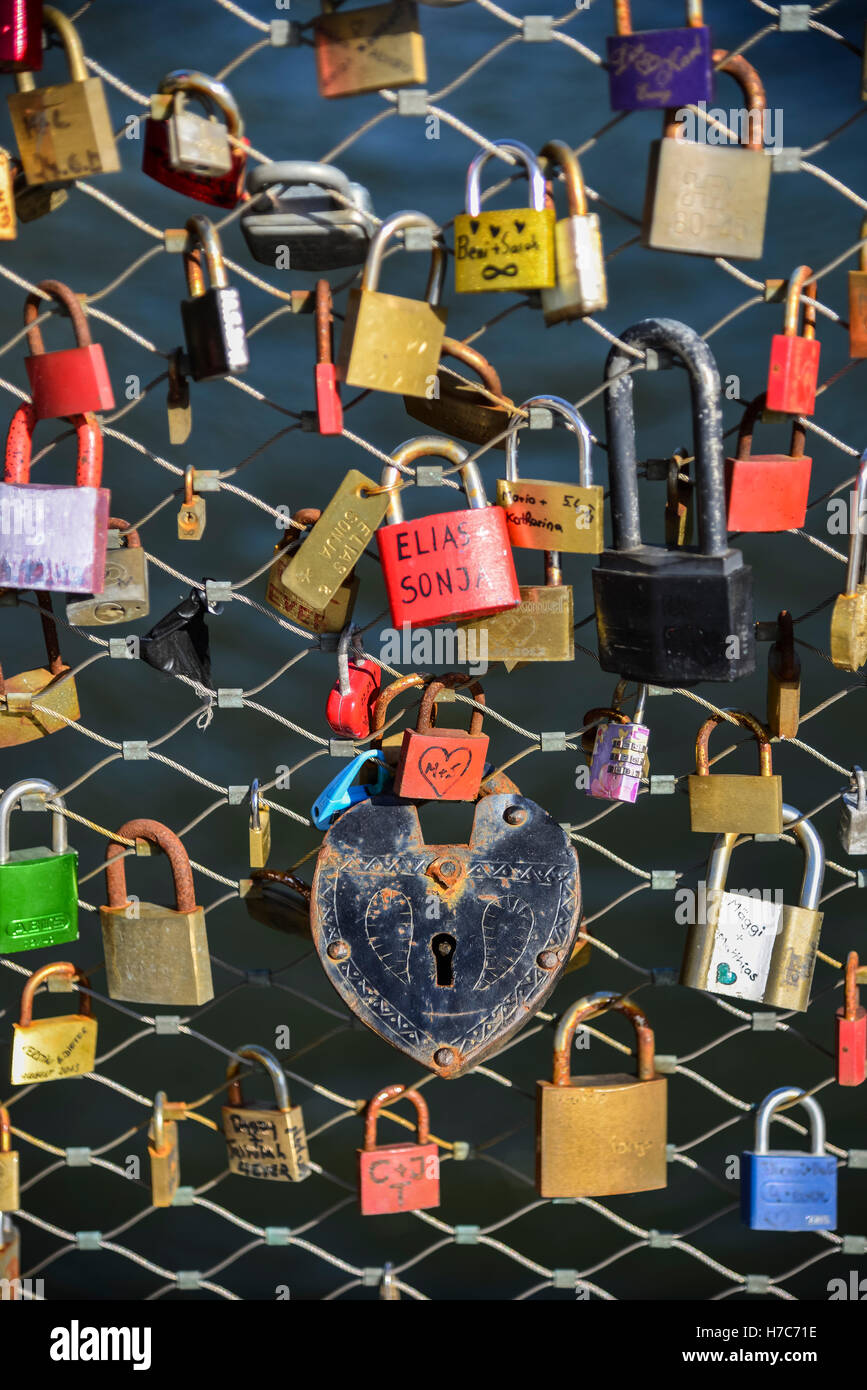 Padlocks with keys hi-res stock photography and images - Alamy