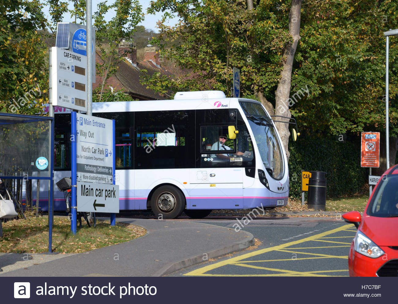 Hospital Bus High Resolution Stock Photography and Images - Alamy