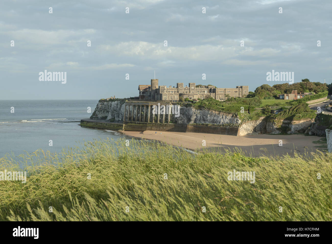 Kingsgate castle kent hi-res stock photography and images - Alamy