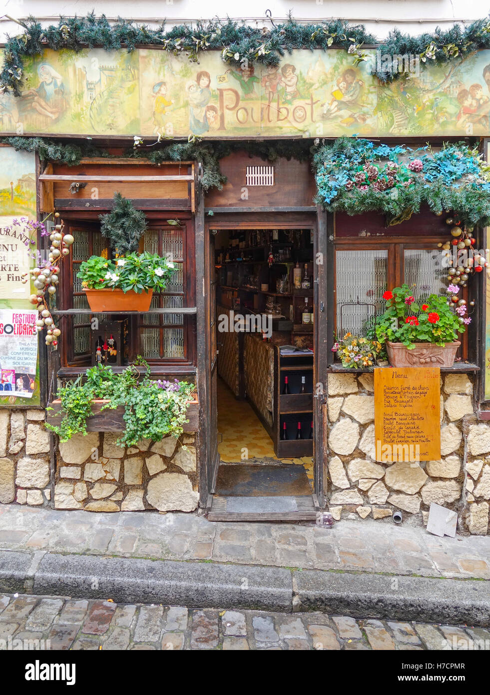 Tiny French restaurant in Paris Stock Photo - Alamy