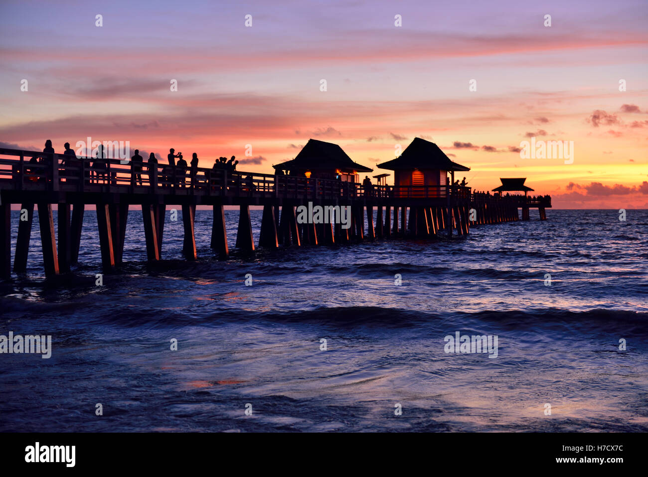 Florida, naples, naples pier sunset hi-res stock photography and images ...