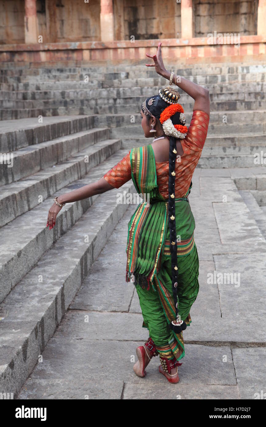 kuchipudi is one of the eight classical dance forms of india,from the ...