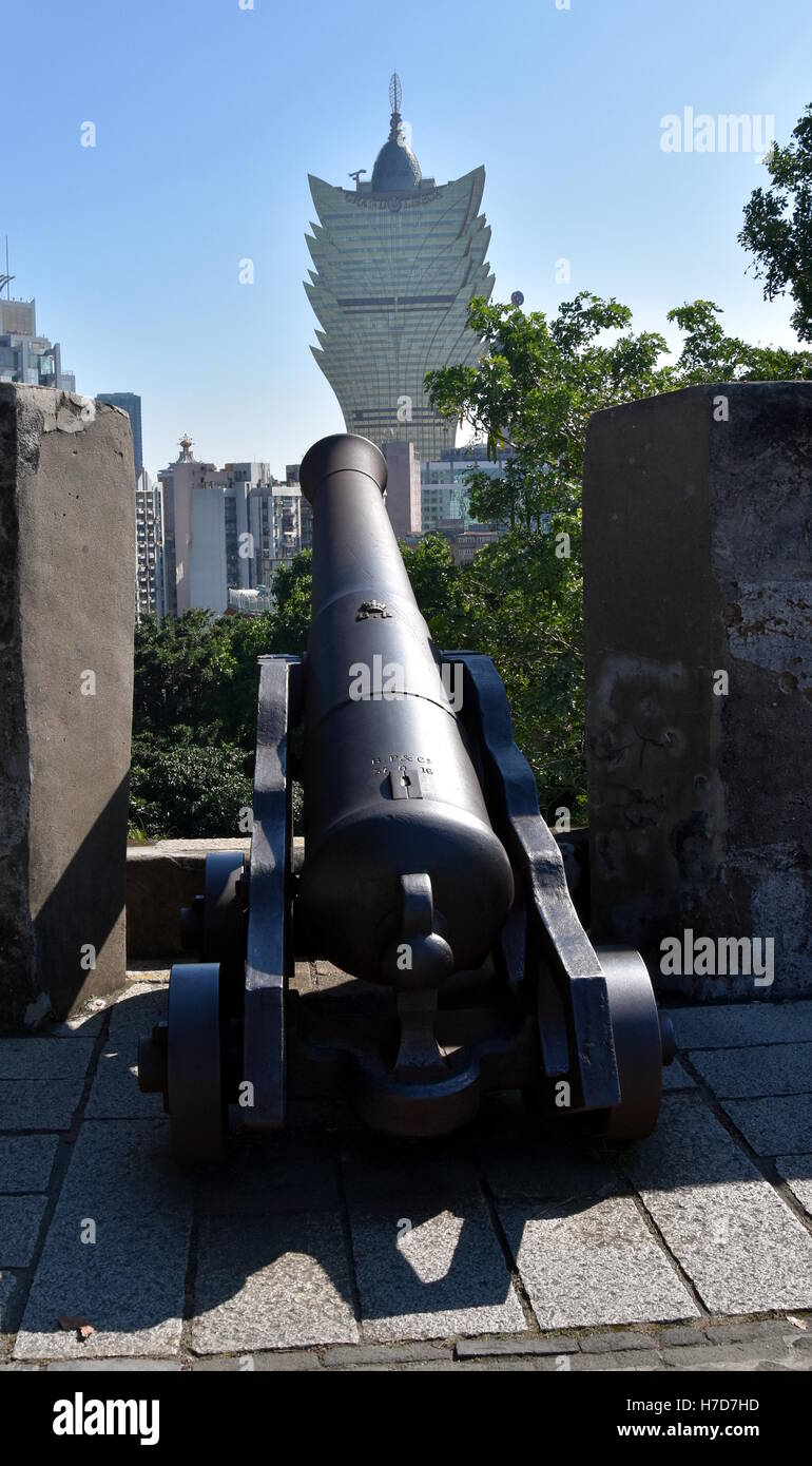 Macau, China - Oct 28, 2016. Cannon of Mont Fortress point at Grand ...