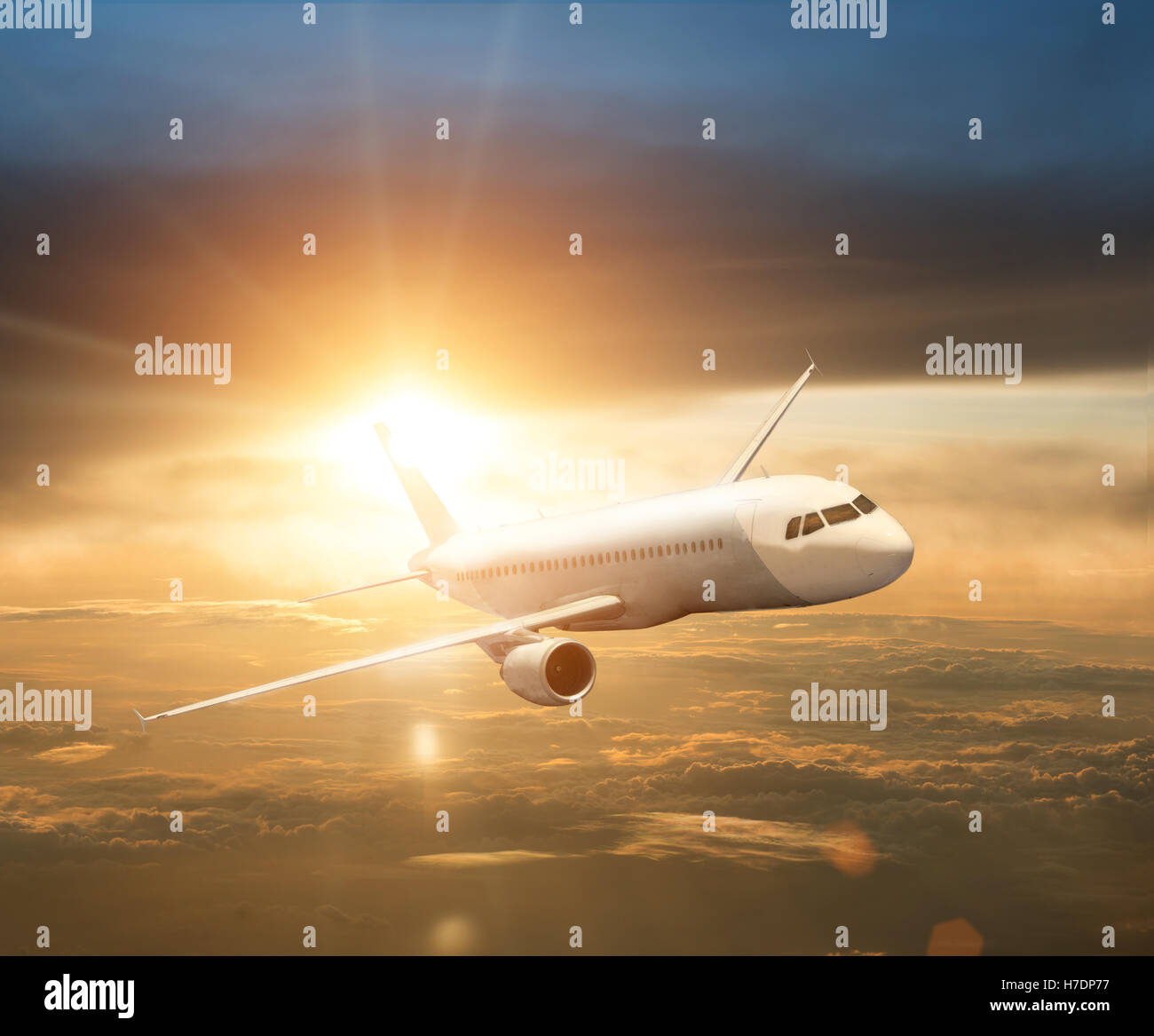 Airplane silhouette sunset sunrise hi-res stock photography and images ...
