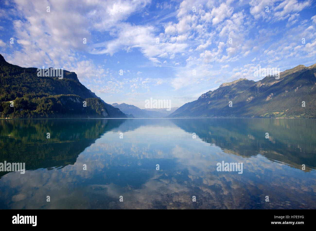 Swiss lakes hi-res stock photography and images - Alamy