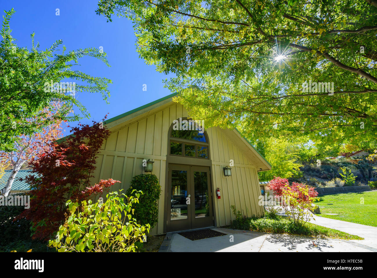 Beautiful fall color of Valyermo, Los Angeles County, California Stock ...