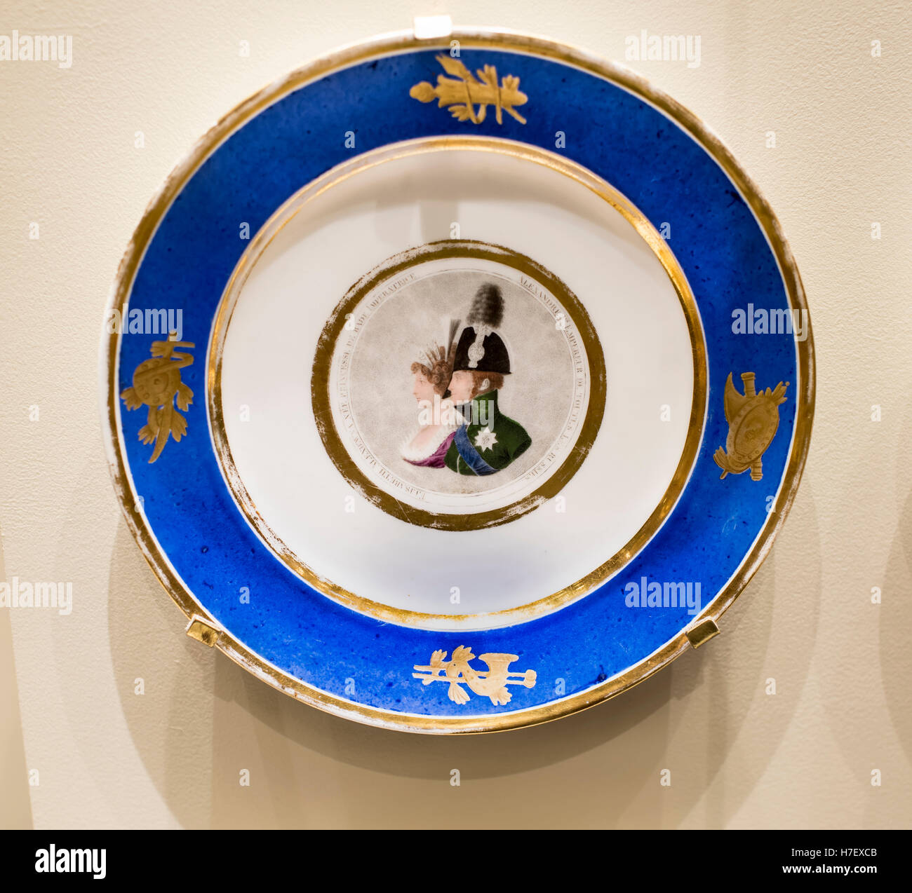 Russia plates hi-res stock photography and images - Alamy